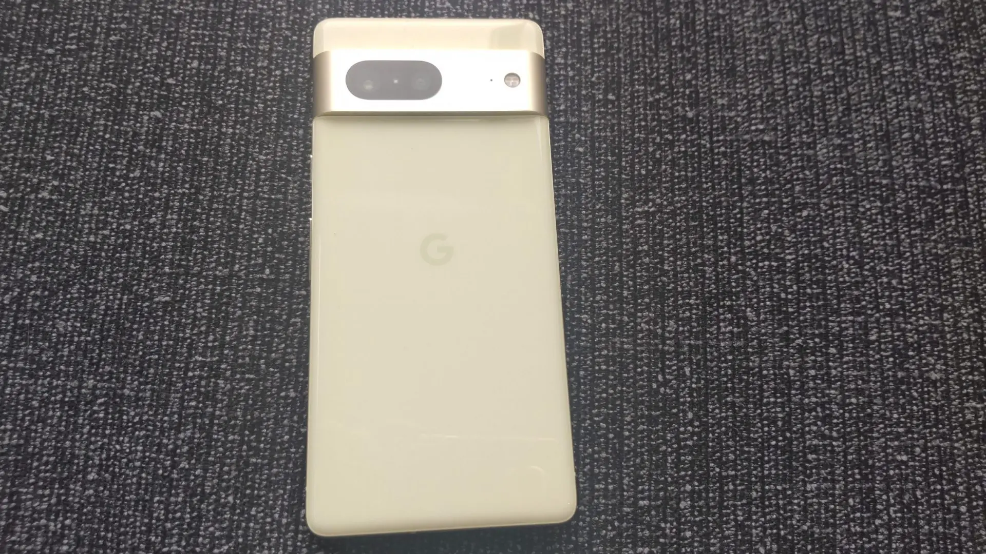 Google Pixel 7の実機レビュー！評判や別シリーズとの違い等を紹介 | ロケホン